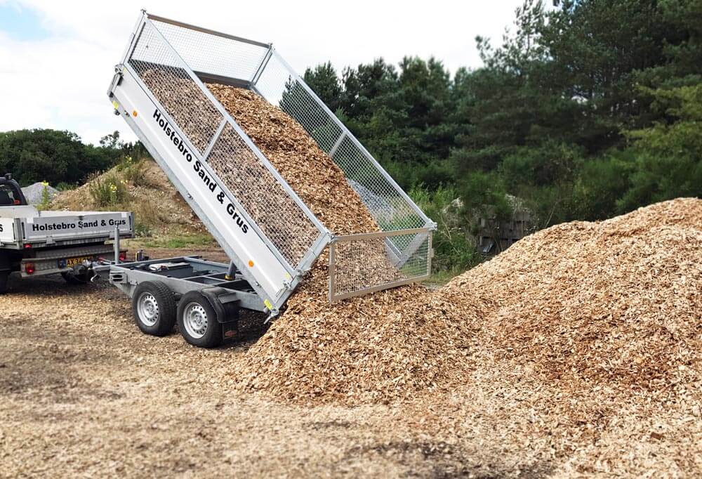 Flis | Billig træflis og barkflis - Levering til hele Danmark