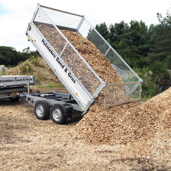 Flis | Billig træflis og barkflis - Levering til hele Danmark