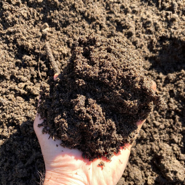 Jord & Muld | Køb billig harpet muld, højbedsmuld og mere!