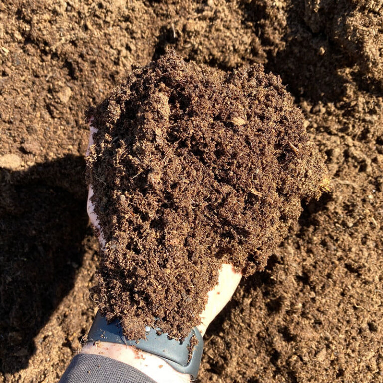 Jord & Muld | Køb billig harpet muld, højbedsmuld og mere!